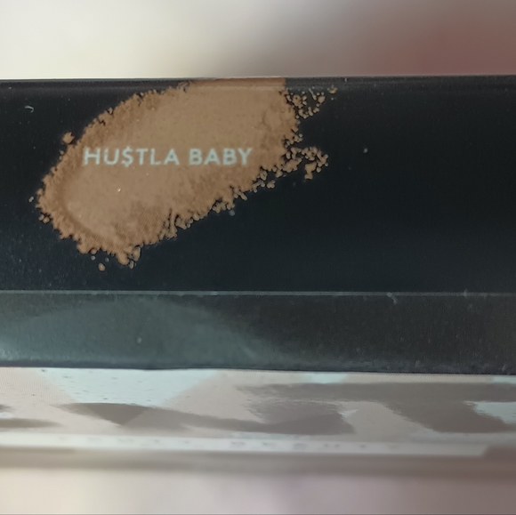 Fenty Beauty | Makeup | Fenty Beauty Killawatt Freestyle Highlighter ...